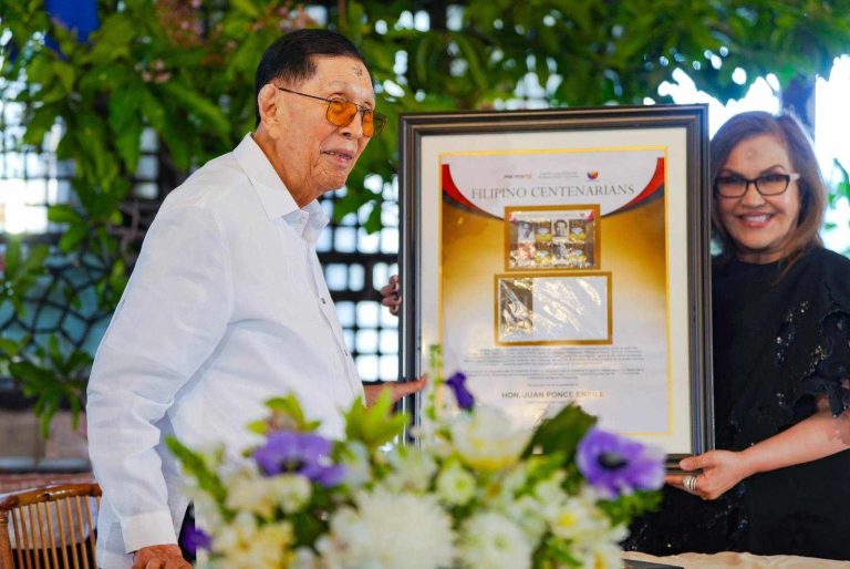 PHLPost presented personalized stamps to 100 year old Enrile | PHLPost PHLPost presented personalized stamps to 100 year old Enrile | PHLPost